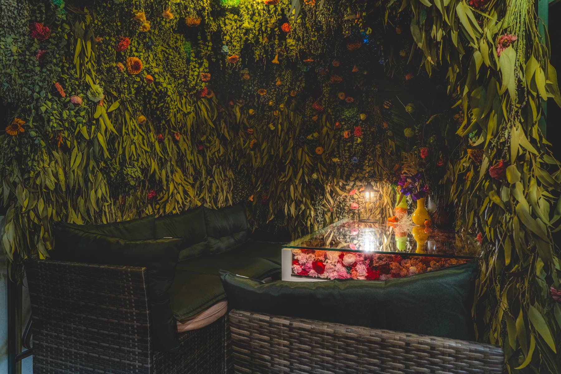 スペモ🌹映え確定っ😍💐秘密の場所でお花に囲まれて過ごす大人時間🌹🥂撮影もOK📸733_FLOWER-PARK恵比寿の写真18