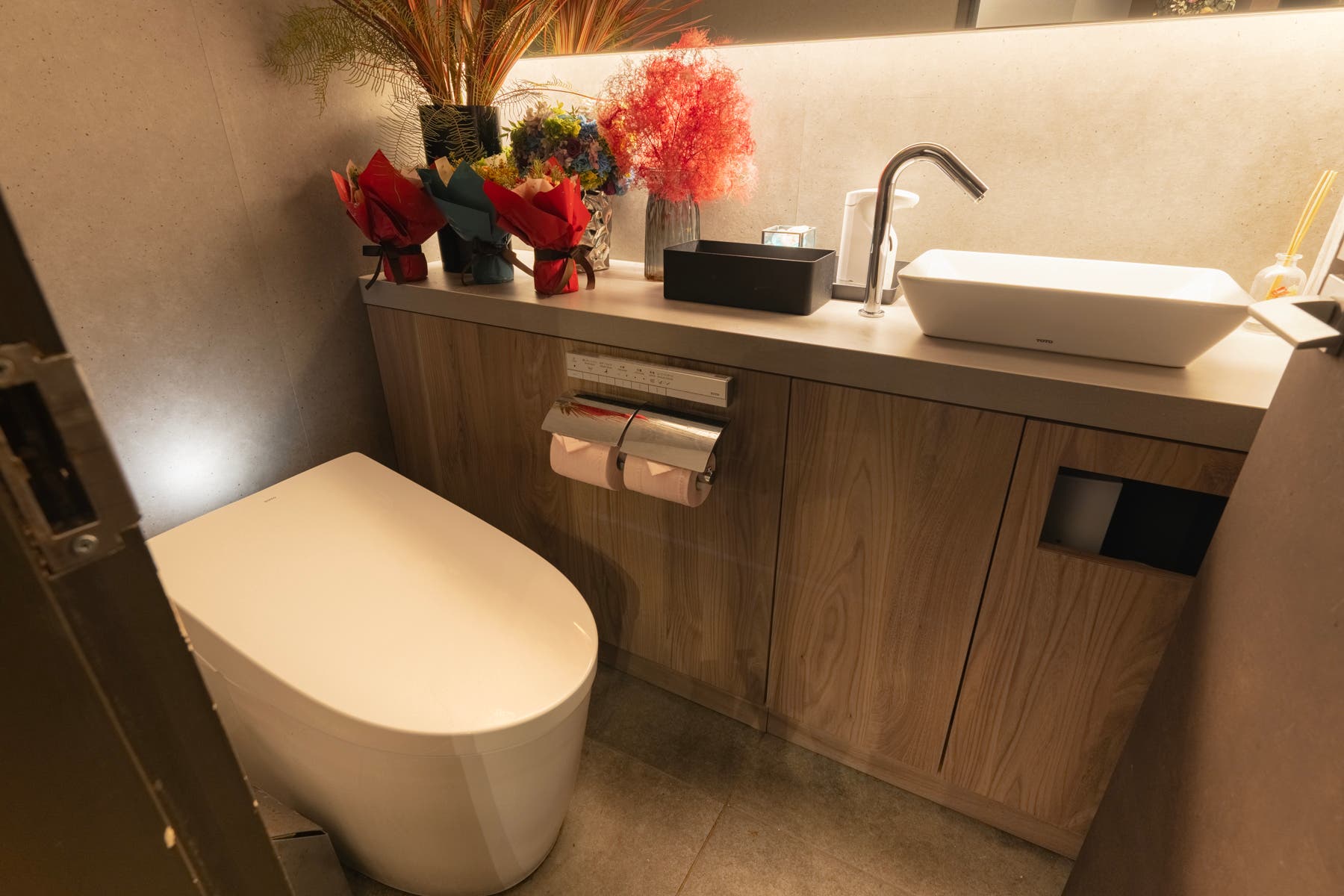 スペモ🌹映え確定っ😍💐秘密の場所でお花に囲まれて過ごす大人時間🌹🥂撮影もOK📸733_FLOWER-PARK恵比寿の写真30