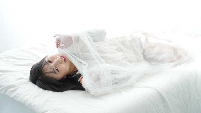 自然光×白壁×白床|黒壁×黒床◎飯田橋駅1分|撮影ベッド|洞窟ブース|ポートレート・コスプレ|24時間撮影OK!の写真8