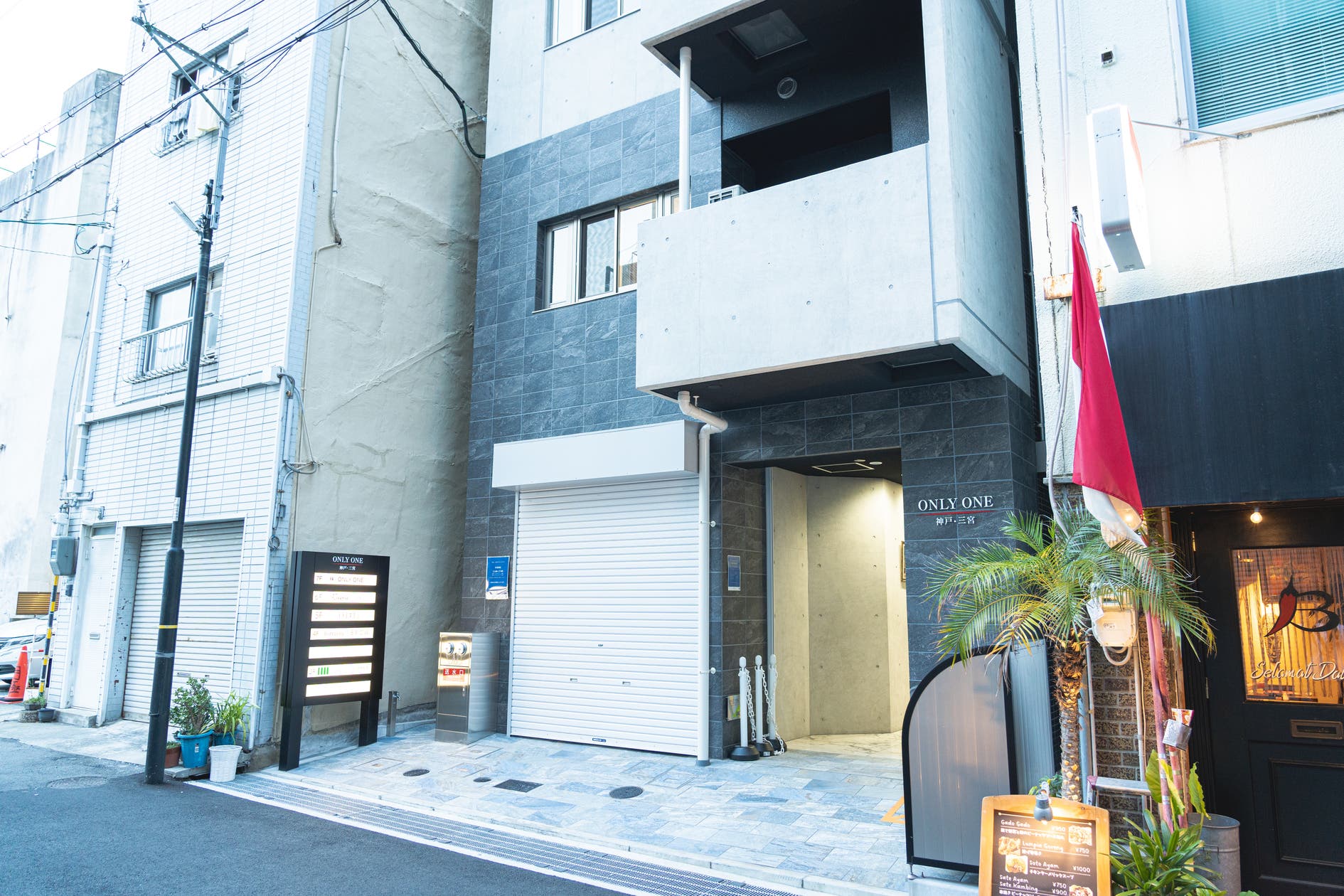 【三ノ宮駅前】モニター、ホワイトボード付き！4名用会議室【海】の写真9