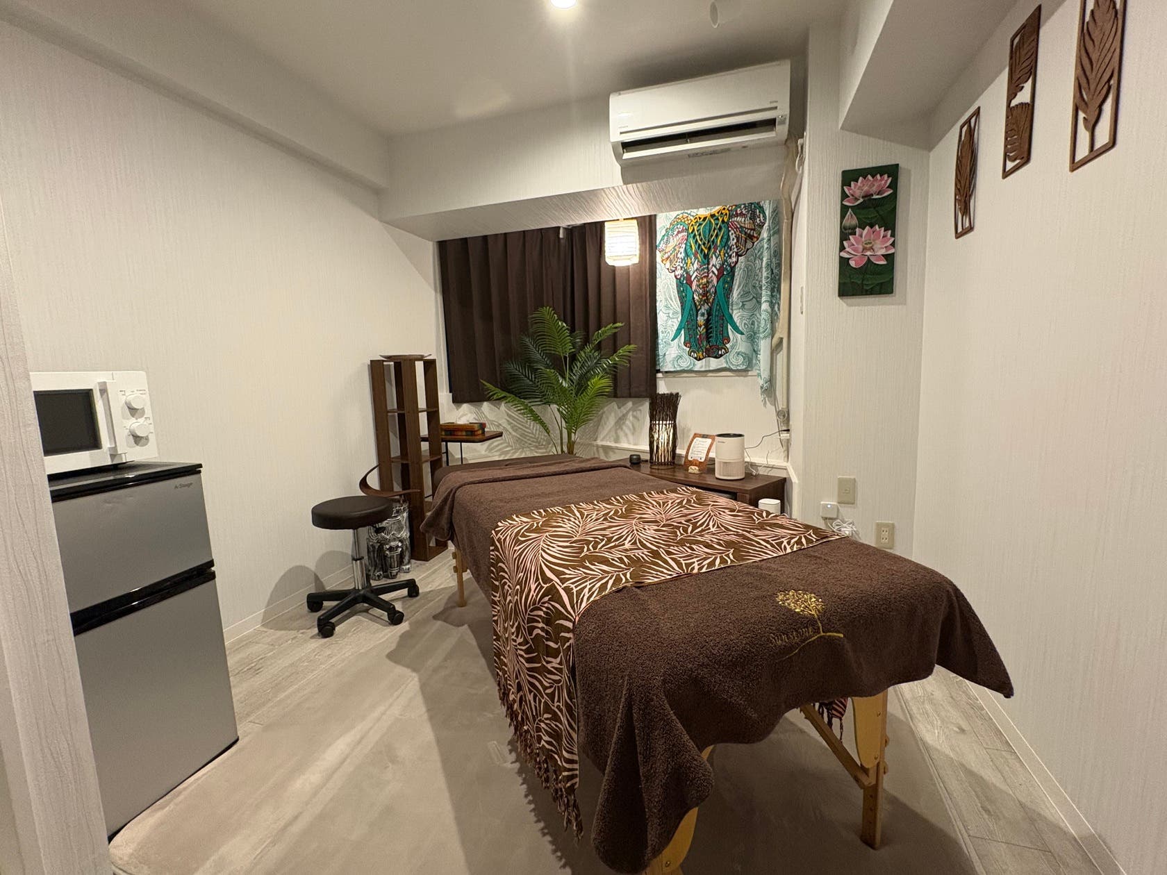 施術用ベッド貸し出しの画像1