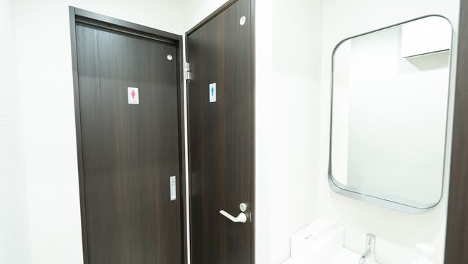 【三ノ宮駅前】モニター付きの1名完全個室No.6の写真8