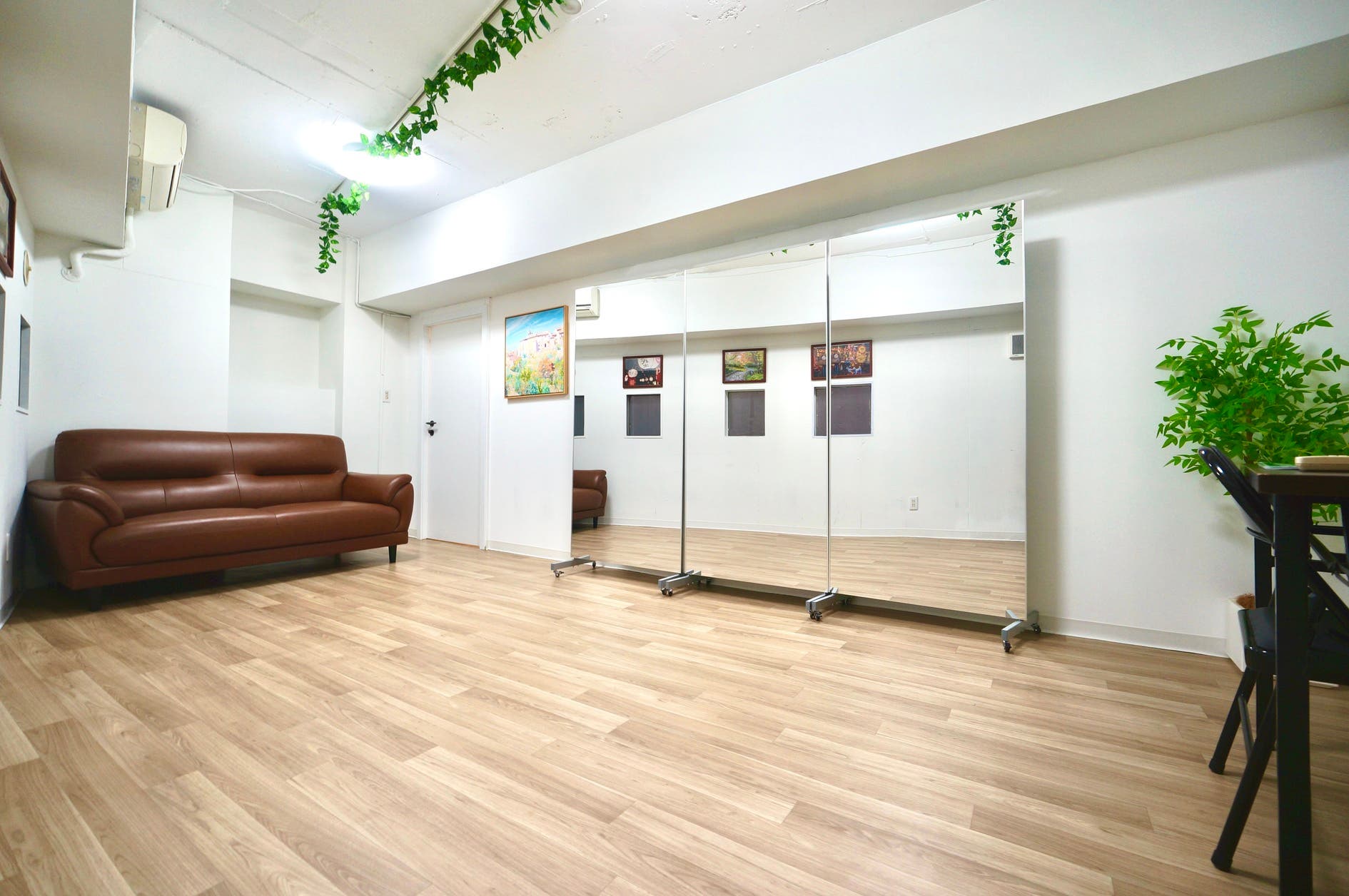 【A－304】24時間利用OK！ダンス・演劇・楽器練習・配信・リハーサル・フィットネス最適！の写真1