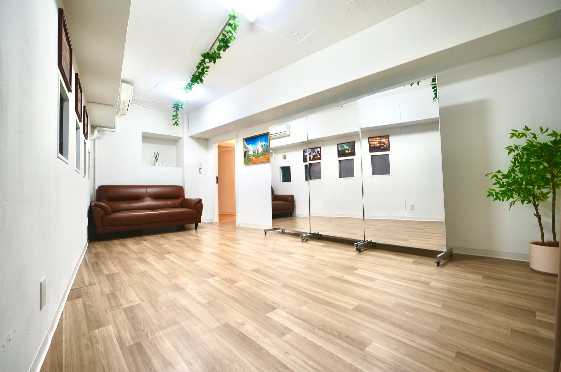 【A－303】24時間利用OK！ダンス・楽器練習・配信・リハーサル・フィットネス最適！の写真5