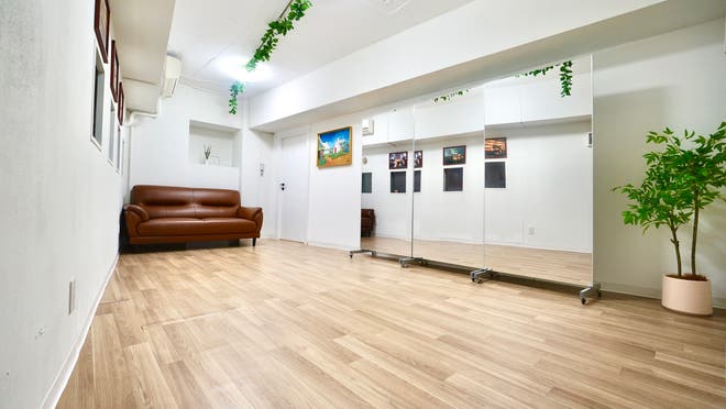 【B-303】24時間利用OK!ダンス・演劇・楽器練習・配信・リハーサル・フィットネス最適!の写真1