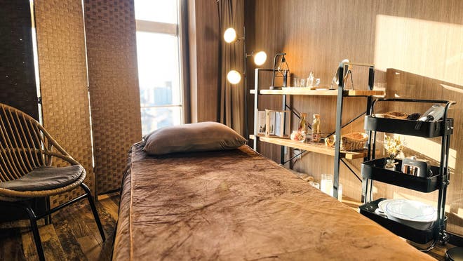 【名古屋駅すぐ】☕ブラウン基調のオシャレ空間☕✨電動ベッド&ヒートマット✨|WiーFi無料|ごみ捨て無料🚮の写真5