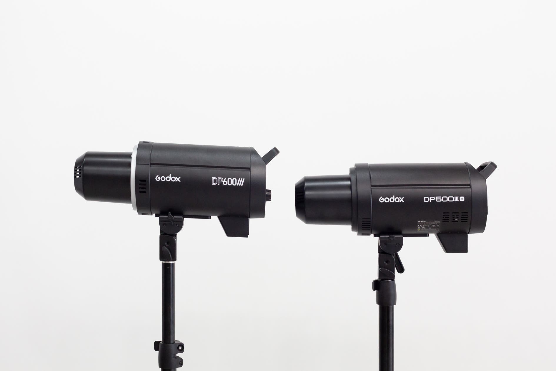 ストロボライト（Godox DP600III ）×２の画像1