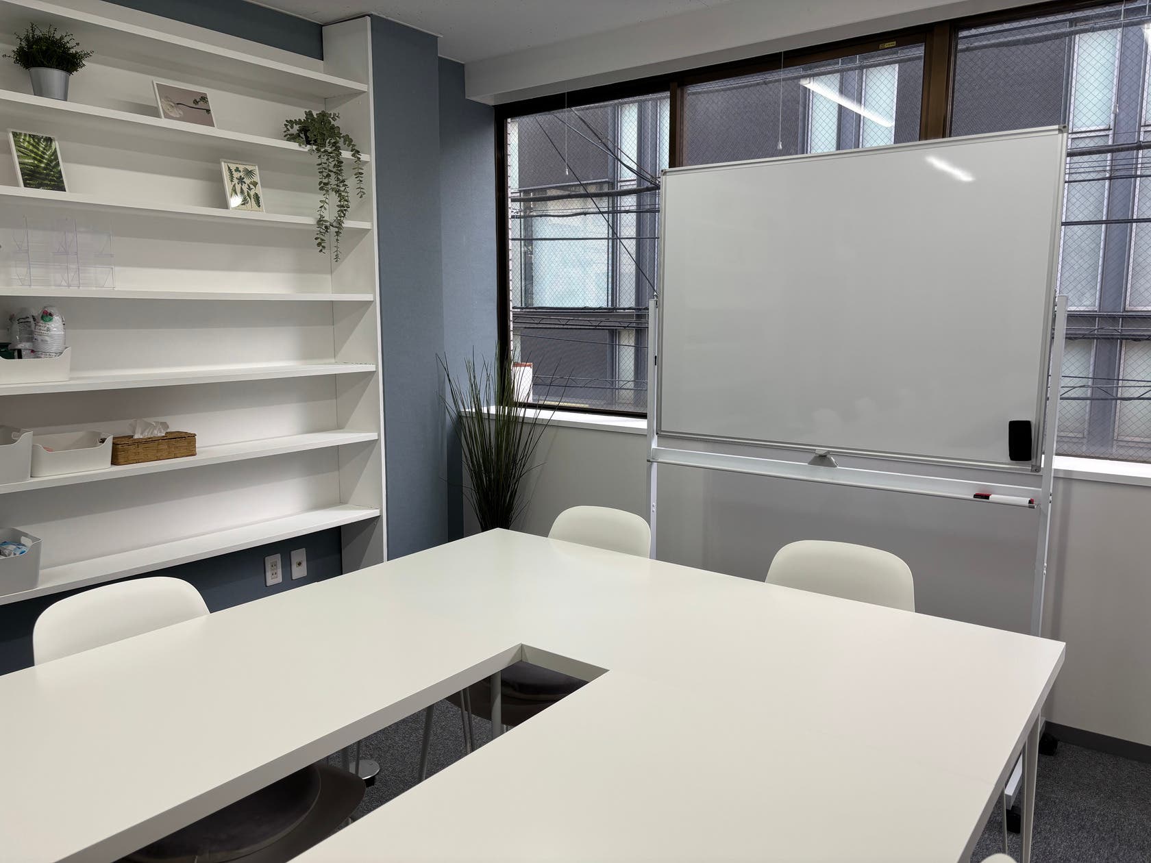 【神保町駅から徒歩3分】会議・打ち合わせ・研修／飲食可🍻懇親会もできるスペースの写真4