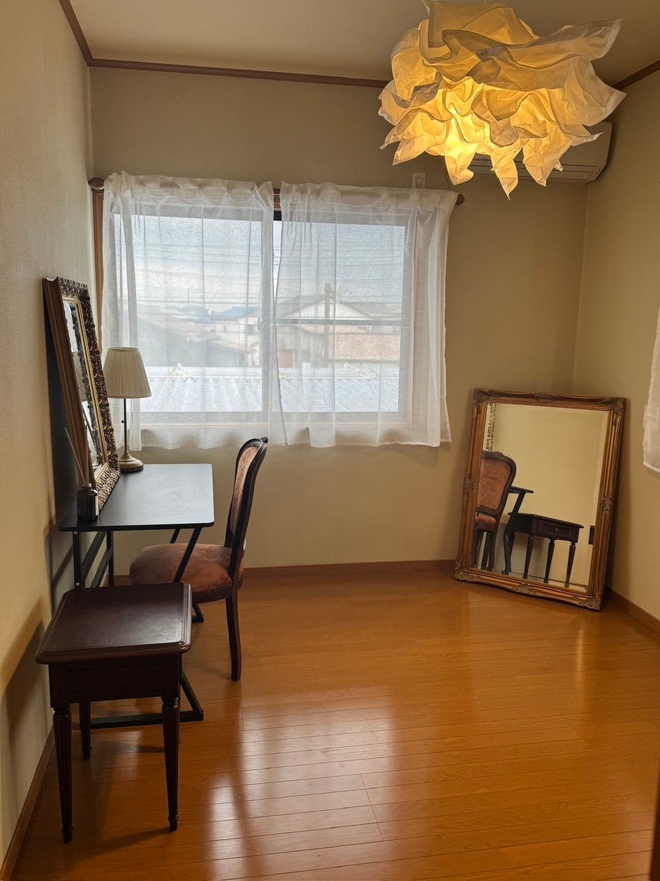 【ROOM2】個室ヘアメイクスタジオ🚗駐車場1台無料・京急三崎口6分の写真3