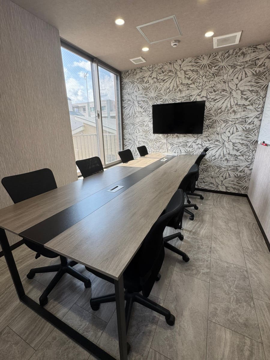 【武蔵小山駅徒歩2分】モニター・フリードリンク付き8名会議室（Room A）※予約時間前は入室不可の写真4