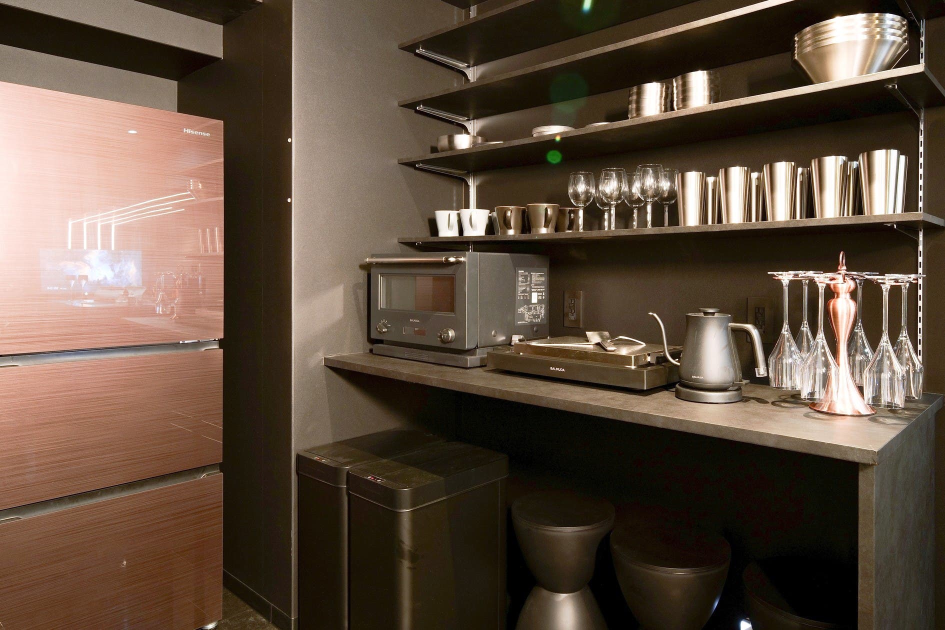 Luxury Sweet room ６F　高級感のあるBlookを基調とした時間貸しスペースの写真7