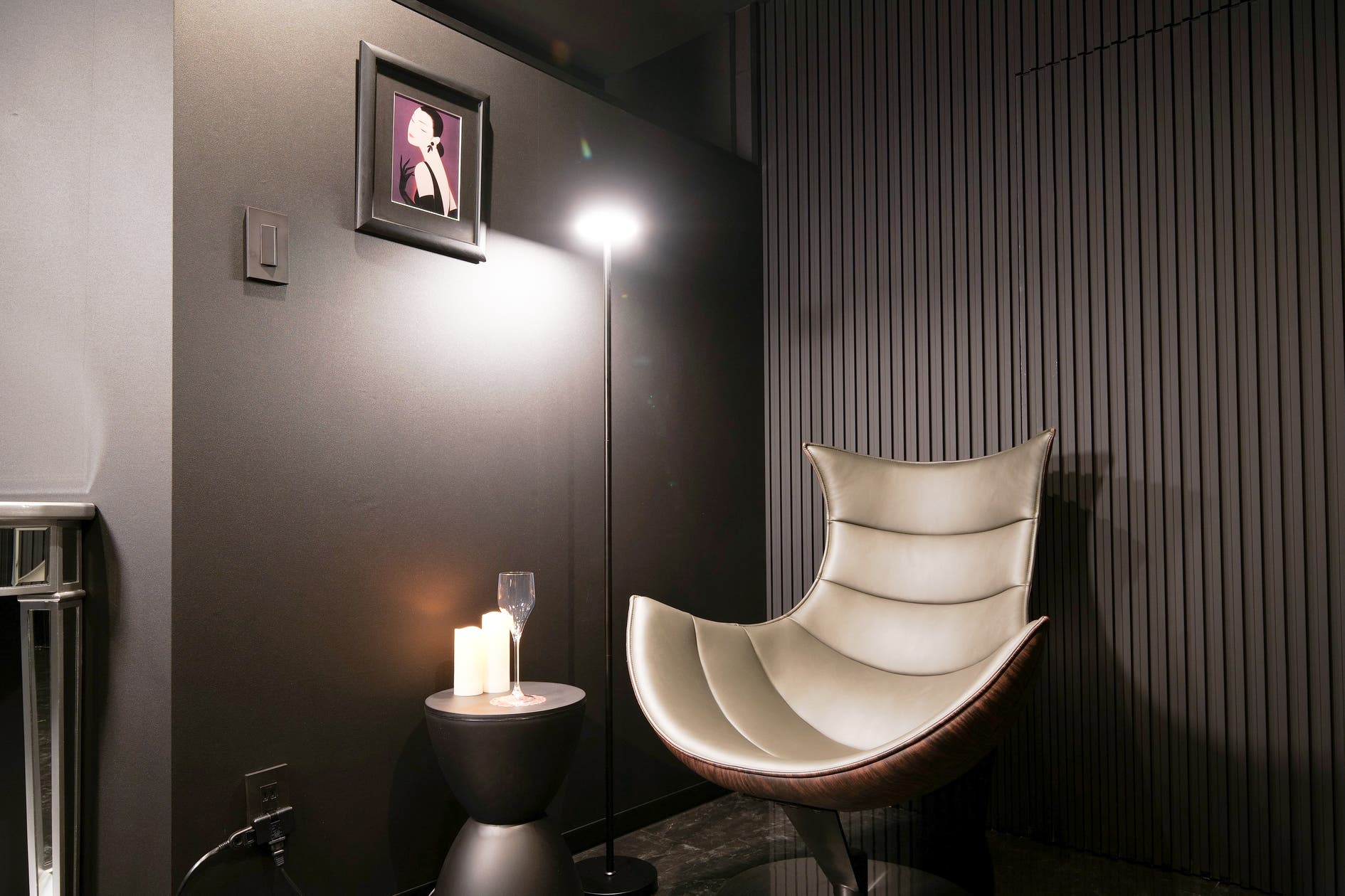 Luxury Sweet room ６F　高級感のあるBlookを基調とした時間貸しスペースの写真14