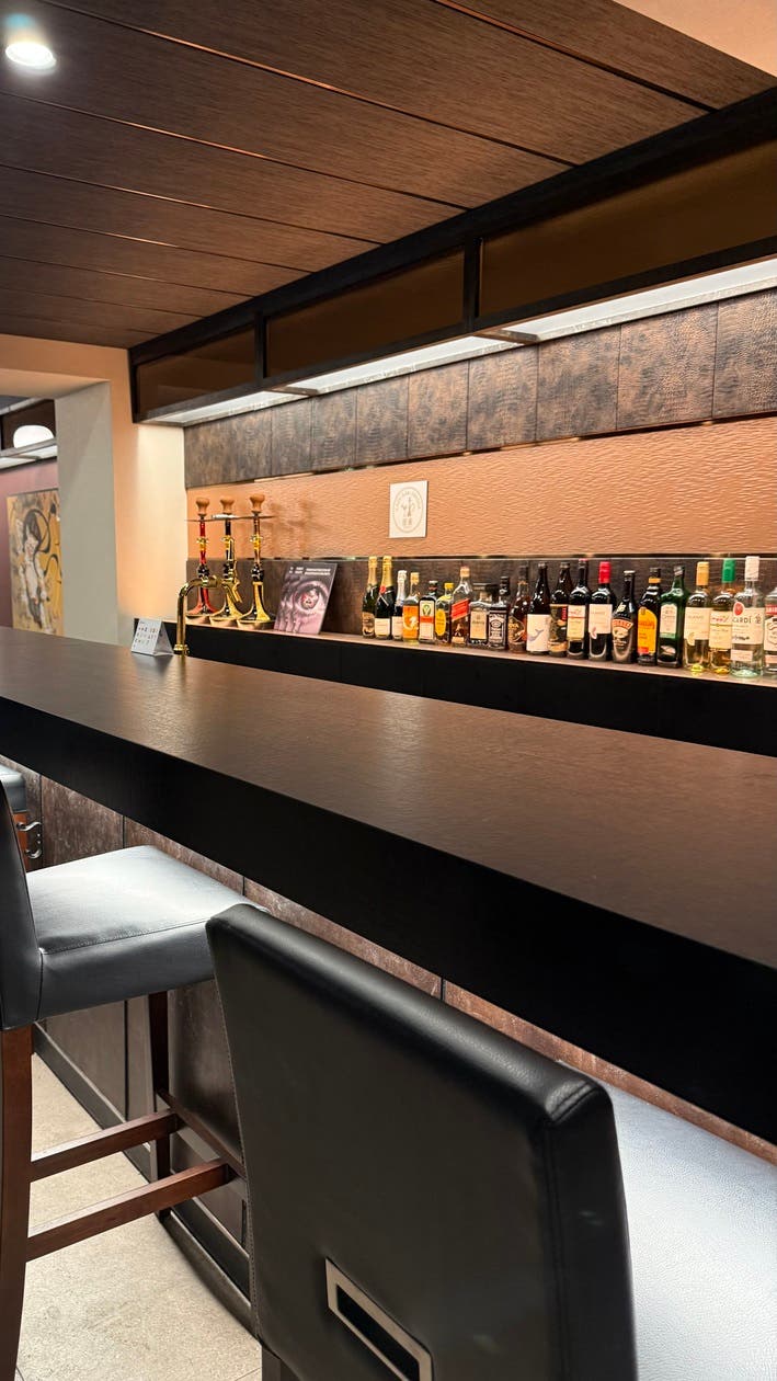 不動前駅から徒歩10秒のバー・ラウンジの写真2