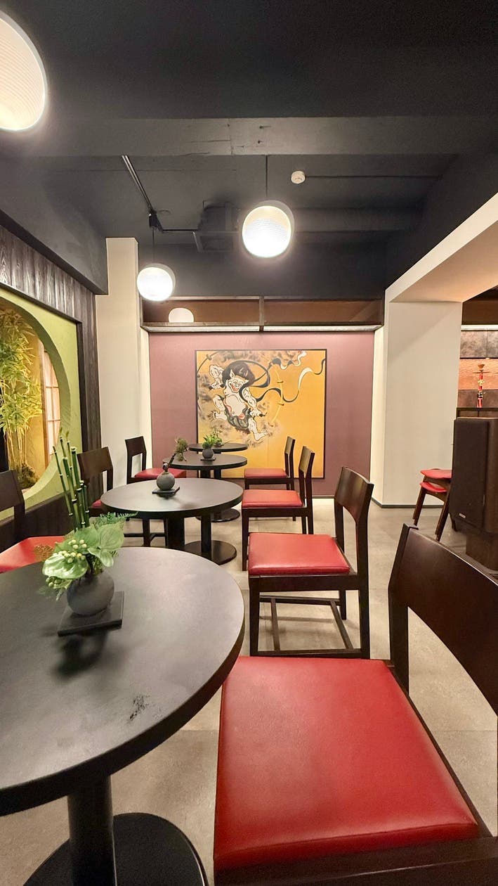 不動前駅から徒歩10秒のバー・ラウンジの写真1