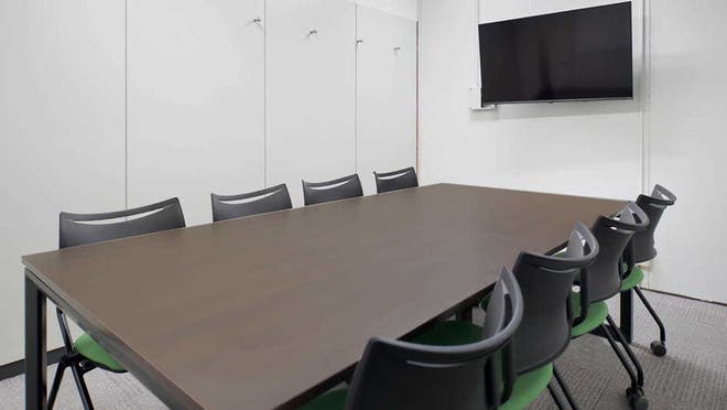 【勾当台公園5分/北四番丁3分】8名/Wi-Fi、TVモニター無料/会議、面接、面談、ミーティングに最適!の写真1