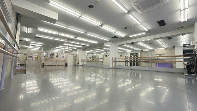 大阪メトロ谷町線・中央線「谷町四丁目駅」から徒歩1分の好立地。アクセス抜群で、初めての方でも迷いにくい場所です。の写真1