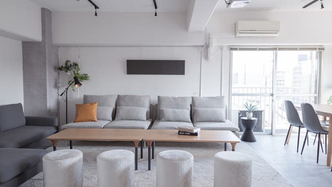 【⚠️残り4組限定価格】新大阪駅徒歩4分🚃🌻DEAR新大阪🔆大人数のオフ会や打ち上げにぴったり!ゲーム機🎮高速Wi-Fiの写真2