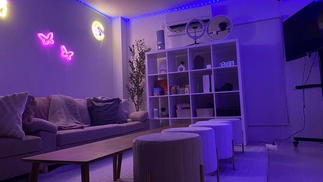 【京都駅すぐ】学割💓歓迎会🎉Netflix🎬巨大スクリーン🌟ゲーム🎮推し活や女子会🎀デートにも❤️大学生歓迎✨の写真1