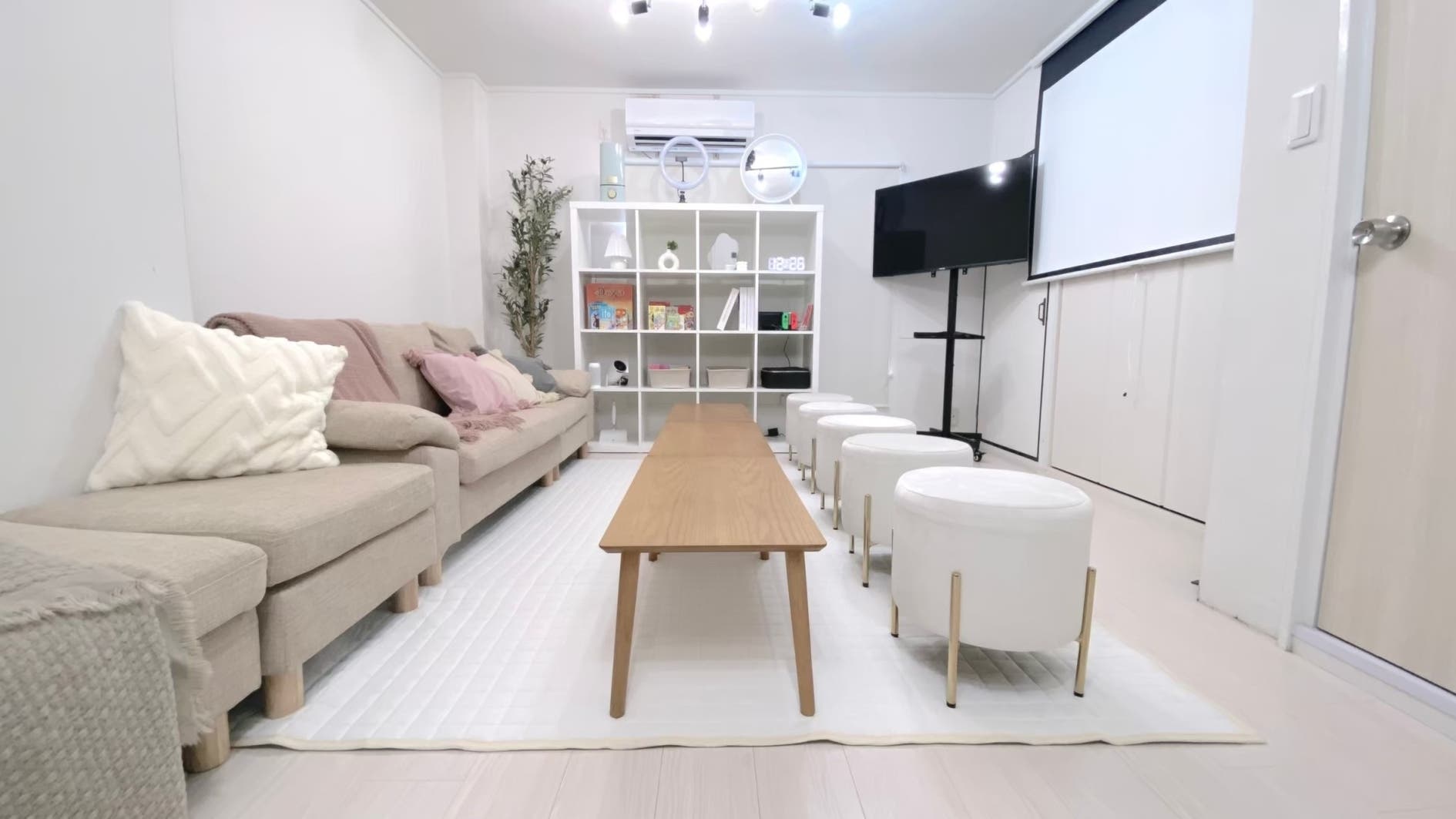 【京都駅すぐ】学割💓歓迎会🎉Netflix🎬巨大スクリーン🌟ゲーム🎮推し活や女子会🎀デートにも❤️大学生歓迎✨の写真2