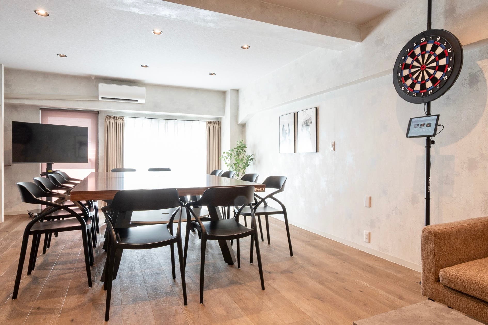 ミリオンPlay新大阪【新大阪駅3分】最大20名/卓球デスク/ダーツ/モニター/持込飲食・ケータリング手配可の写真2