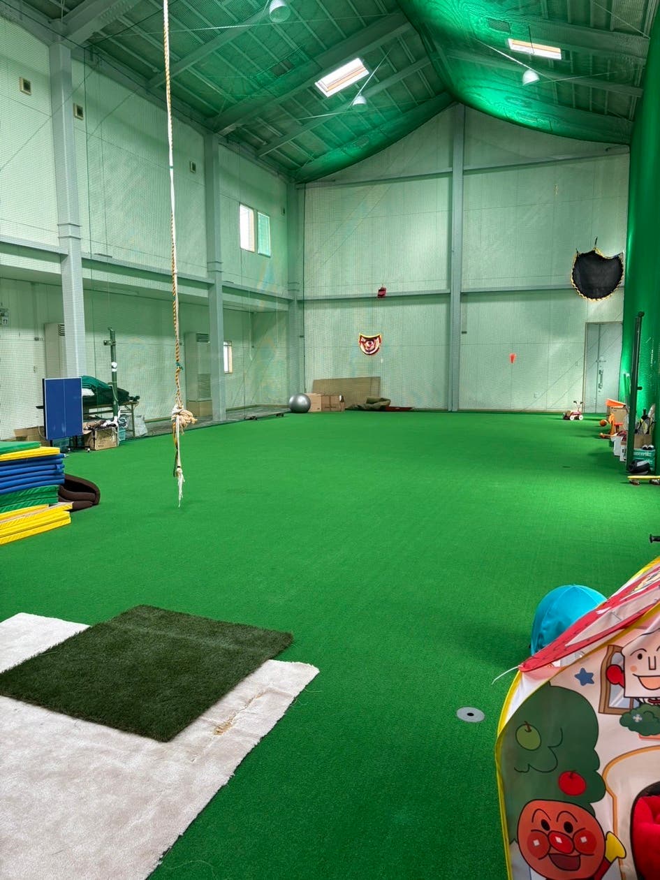 ＼2025年末までオープニングセール中！／解放感抜群！スポーツから音楽まで、あらゆるアクティビティーを楽しめるレンタルスタジオの写真1