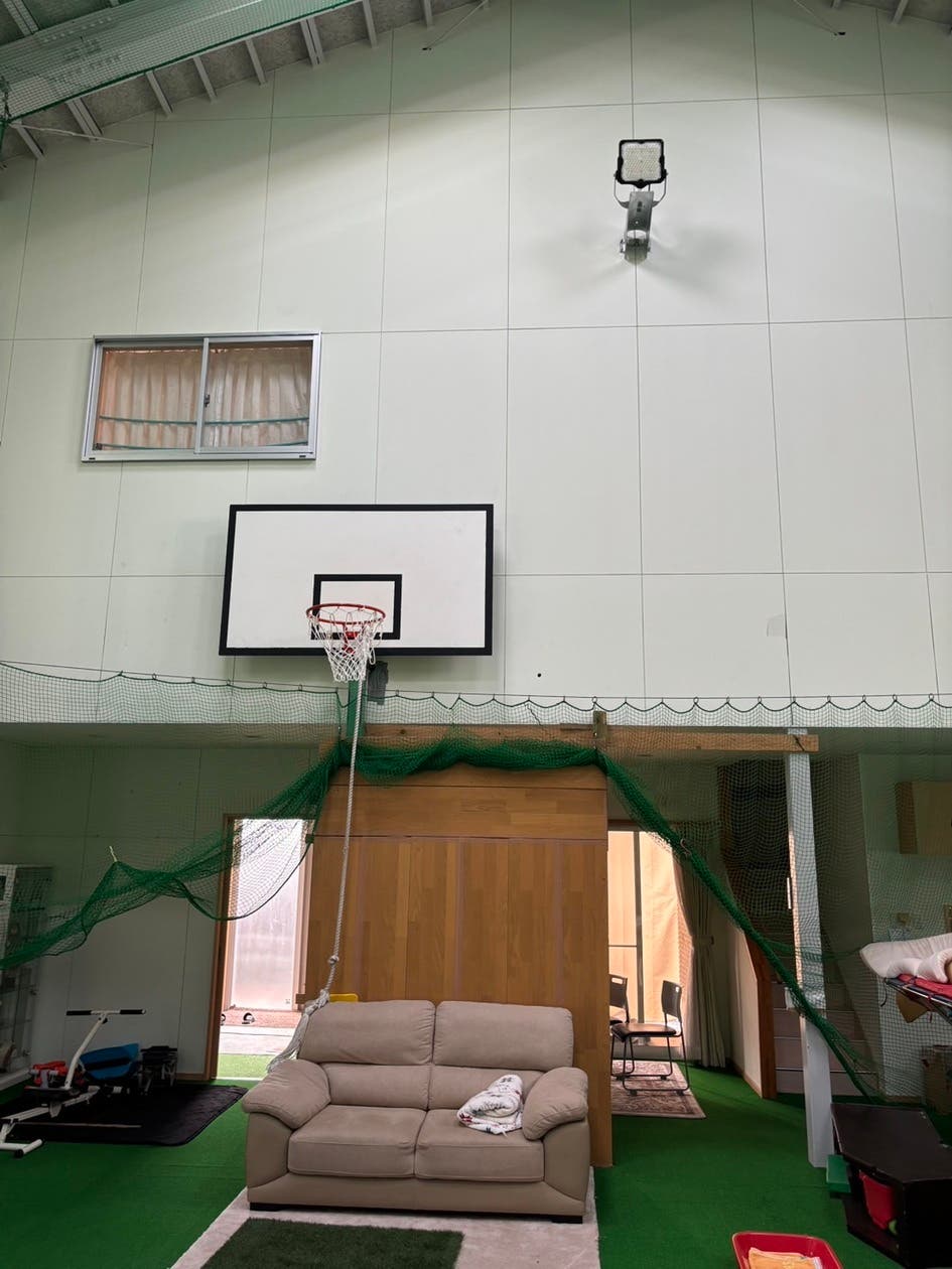 ＼2025年末までオープニングセール中！／解放感抜群！スポーツから音楽まで、あらゆるアクティビティーを楽しめるレンタルスタジオの写真3