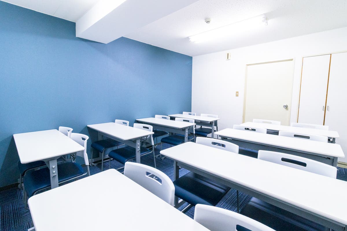 【札幌駅出口目の前の最高の立地！定員16名！】大型モニター・10Gbps光回線・WiFi無料！ふれあい貸し会議室 札幌No149の写真6