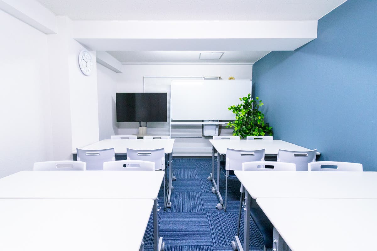 【札幌駅出口目の前の最高の立地！定員16名！】大型モニター・10Gbps光回線・WiFi無料！ふれあい貸し会議室 札幌No149の写真7