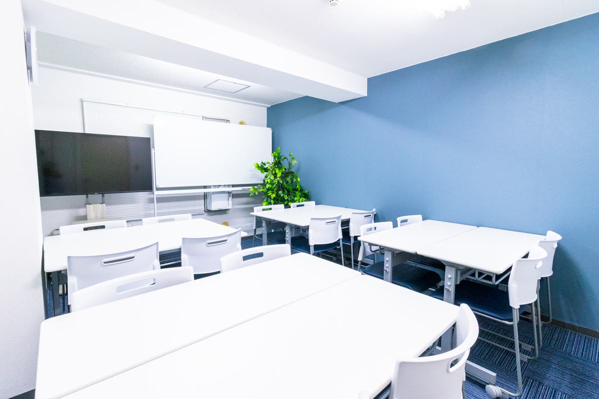 【札幌駅出口目の前の最高の立地！定員16名！】大型モニター・10Gbps光回線・WiFi無料！ふれあい貸し会議室 札幌No149の写真8