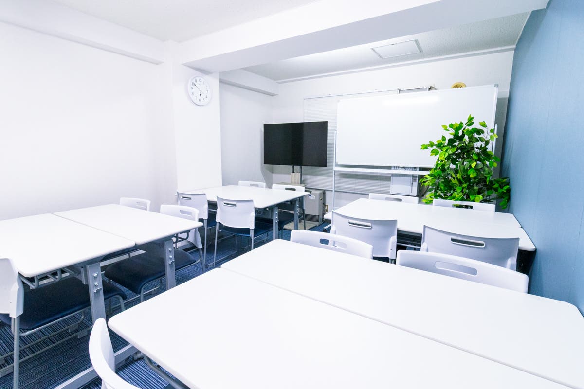 【札幌駅出口目の前の最高の立地！定員16名！】大型モニター・10Gbps光回線・WiFi無料！ふれあい貸し会議室 札幌No149の写真9