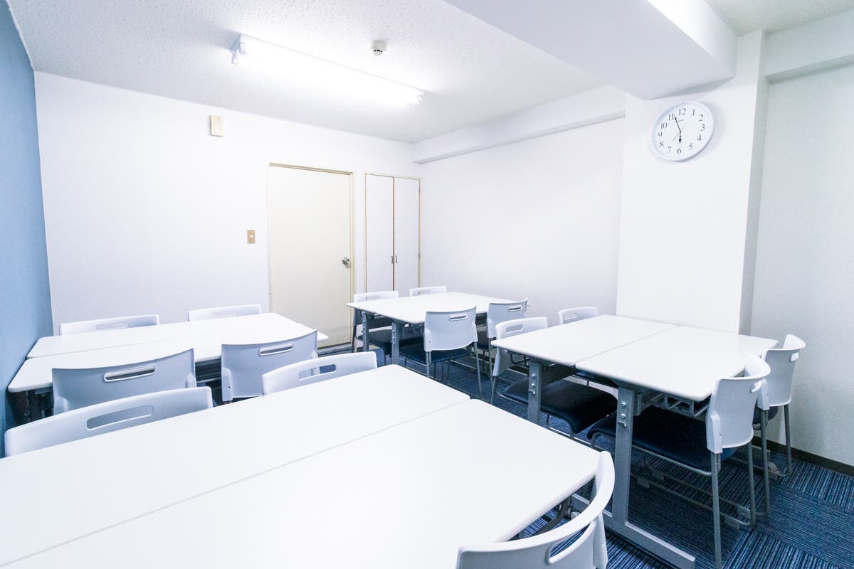 【札幌駅出口目の前の最高の立地！定員16名！】大型モニター・10Gbps光回線・WiFi無料！ふれあい貸し会議室 札幌No149の写真12