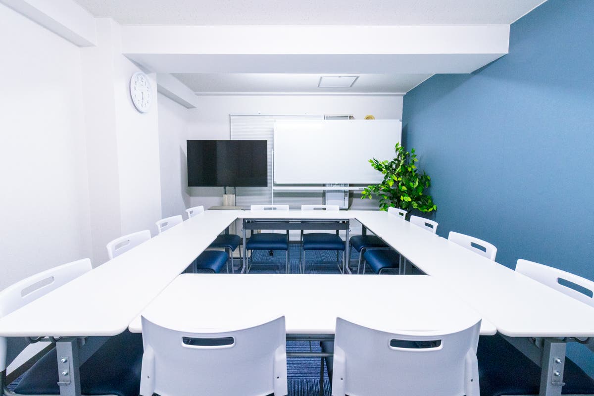 【札幌駅出口目の前の最高の立地！定員16名！】大型モニター・10Gbps光回線・WiFi無料！ふれあい貸し会議室 札幌No149の写真13