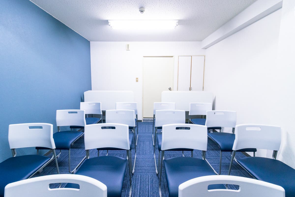 【札幌駅出口目の前の最高の立地！定員16名！】大型モニター・10Gbps光回線・WiFi無料！ふれあい貸し会議室 札幌No149の写真23