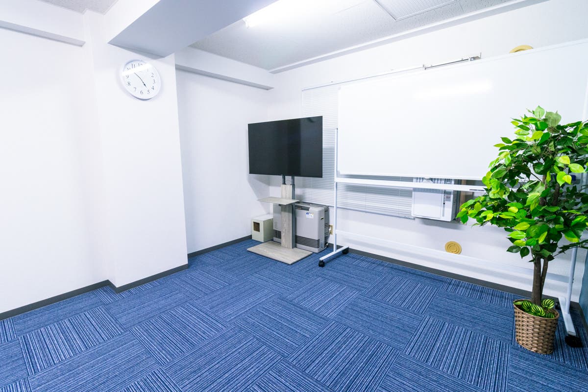 【札幌駅出口目の前の最高の立地！定員16名！】大型モニター・10Gbps光回線・WiFi無料！ふれあい貸し会議室 札幌No149の写真25