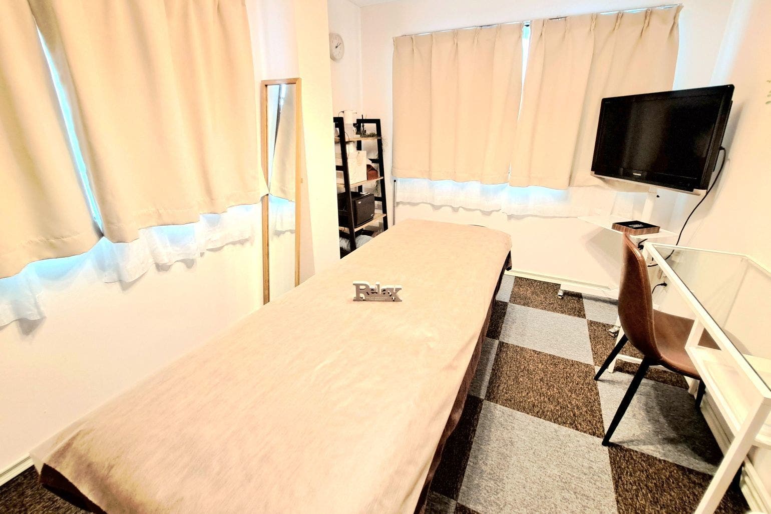 北千住駅徒歩6分/本格ジムとゆったりサロンを堪能できるプライベート空間/気兼ねなく使える隠れ家スポットの写真5