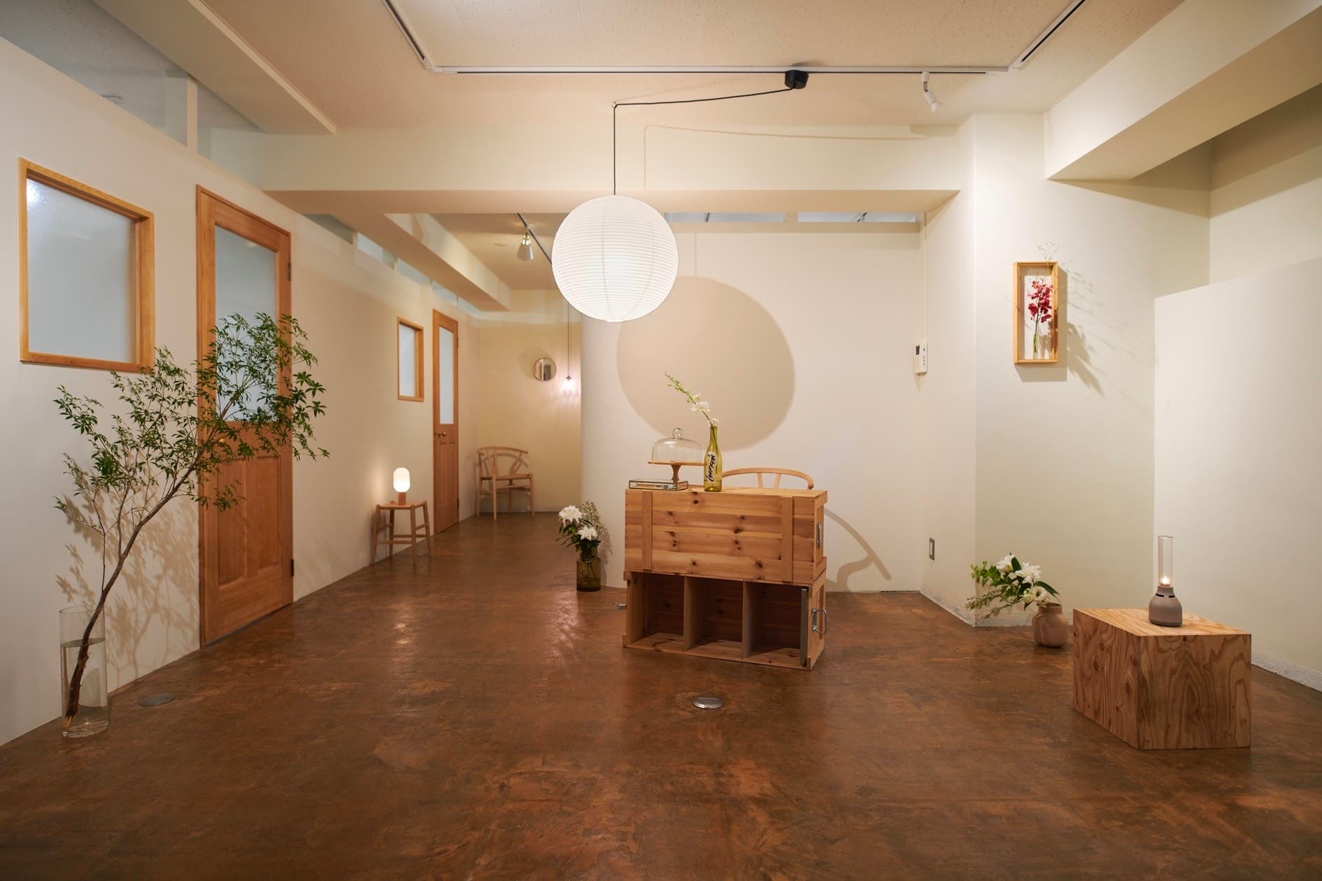 【赤坂駅徒歩4分】地下の防音施設で演奏、バイオリン、楽器練習、声楽、ボイトレ、音楽配信、レコーディング等で利用可♪の写真1