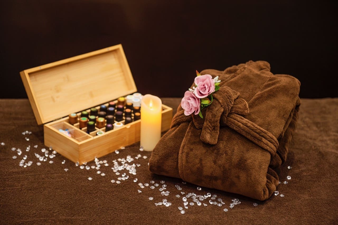 【完全個室】ブラウンを基調としたコンパクトながらシックで落ち着いた雰囲気のお部屋です。の写真4