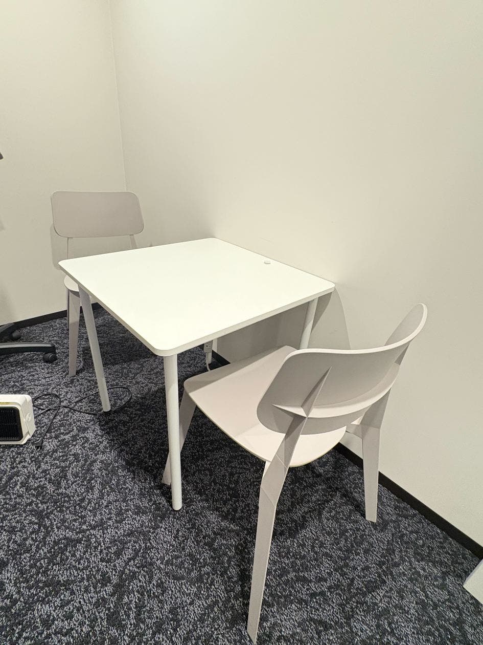 【渋谷駅徒歩6分】半個室(ブース1)：作業，勉強，仕事など幅広くご利用いただけます◎の写真4