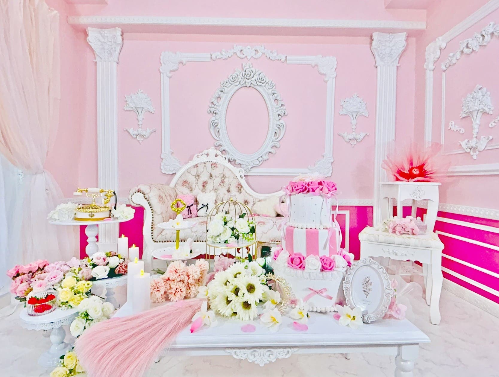 北九州 小倉／💗ピンク＆白×姫系撮影スタジオ💗／推し活／生誕祭／コスプレ／ニューボーンフォトの写真1