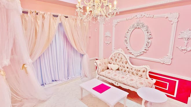 北九州 小倉/💗ピンク&白×姫系撮影スタジオ💗/推し活/生誕祭/コスプレ/ニューボーンフォトの写真6