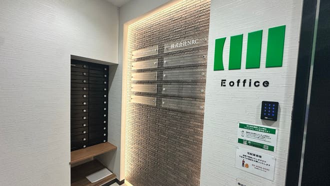 【品川駅から徒歩1分】モニター・フリードリンク付き1名個室(ブース2)7階※予約時間前は入室不可の写真5