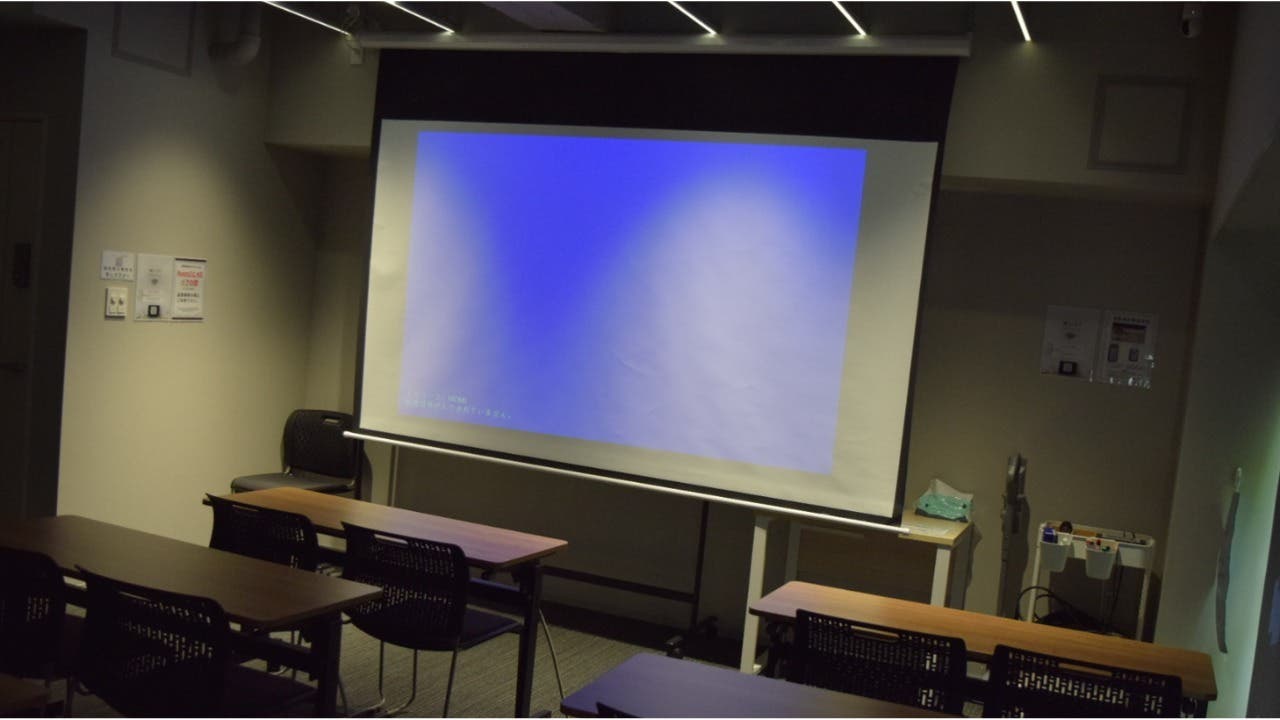 【イベントに最適♪港区・赤坂のセミナールーム】溜池山王駅徒歩３分！防音・設備充実のセミナールーム貸スペースペチャクチャRoom３の写真4