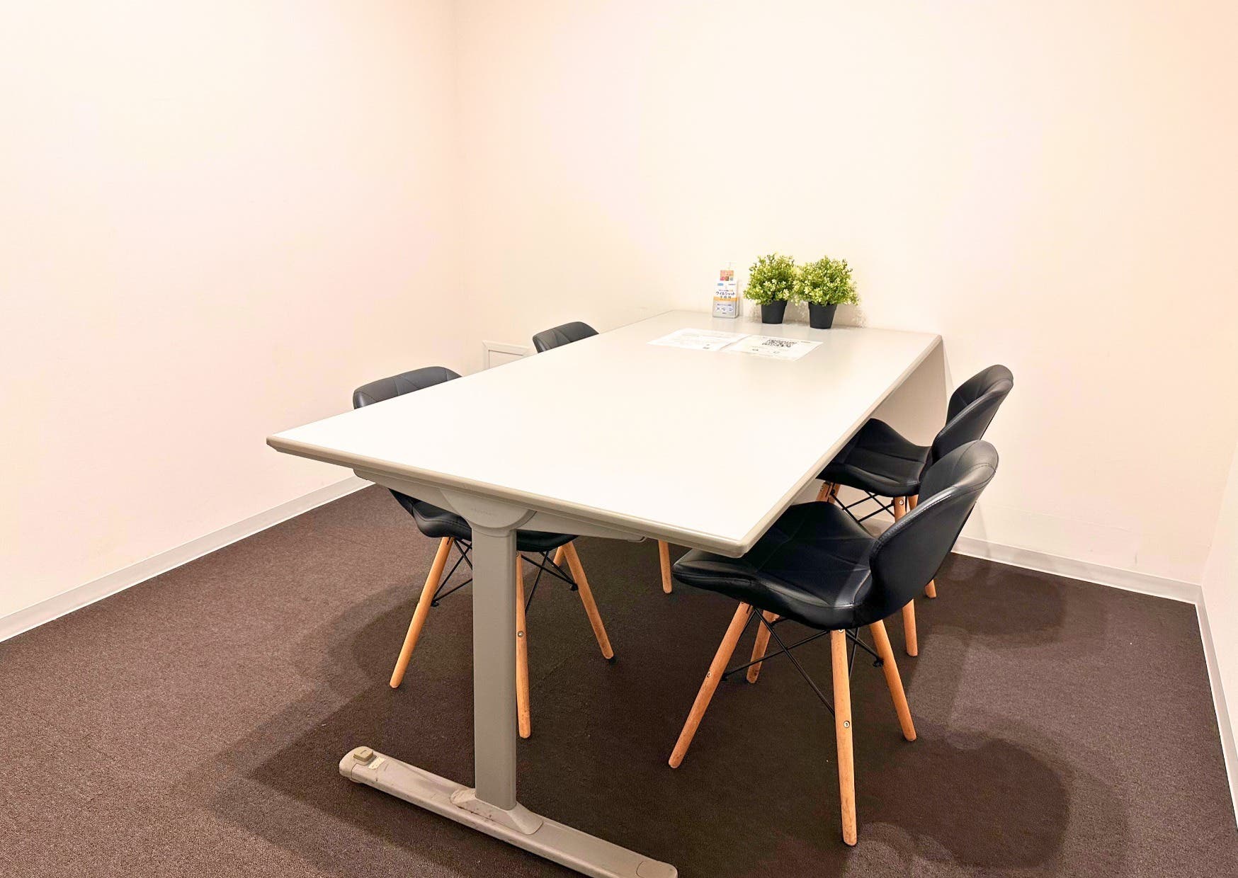 【会議室】福島駅から徒歩７分/完全個室/Wi-Fi完備の写真2