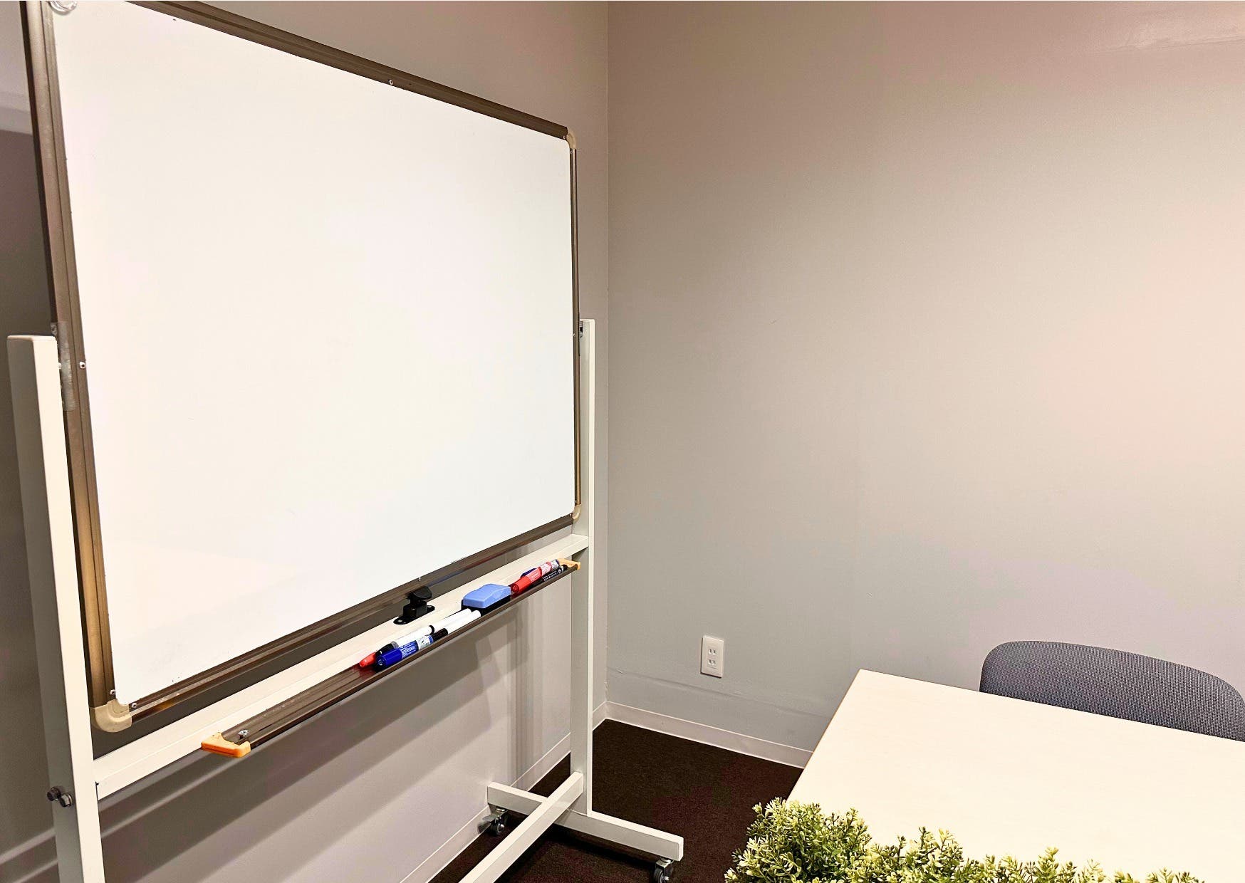 【会議室】福島駅から徒歩７分/完全個室/Wi-Fi完備の写真3