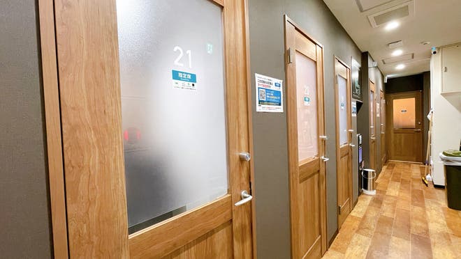 【品川駅から徒歩1分】モニター・フリードリンク付き4名会議室(Room D)8階※予約時間前は入室不可の写真7