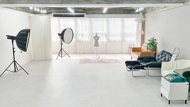 OPEN【25%オフ】神保町駅3分✨自然光5.8m/白壁6.7m/ポートレート/アパレル/商品撮影/インタビュー/撮影会/前撮りの写真17