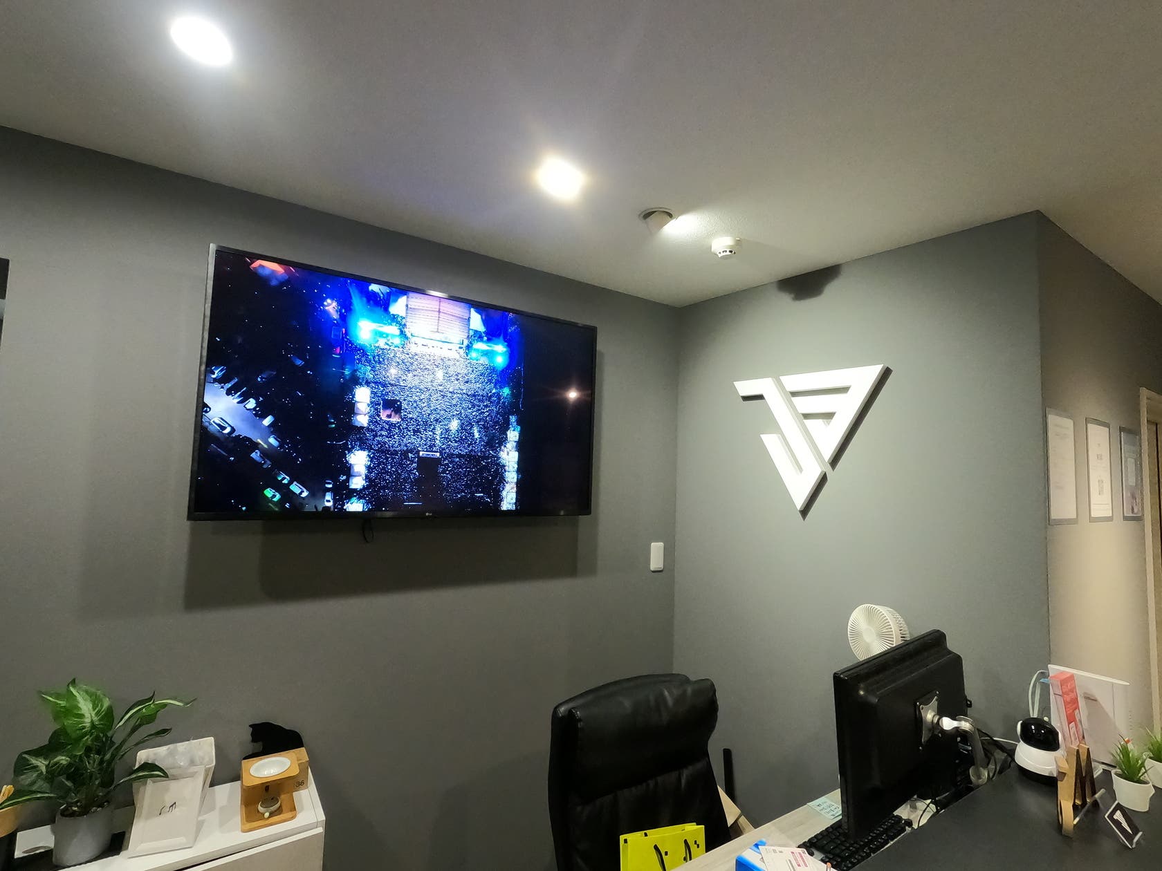 【東新宿駅 徒歩3分】防音完備✨ダンス・ヨガ・ボーカル練習＆撮影スタジオの写真3