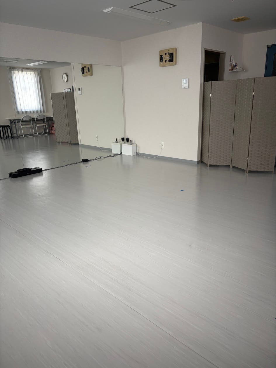 ⭐️NEWオープンキャンペーン⭐️今だけご利用料半額‼️仲町台駅徒歩1分❗️広さ40㎡、幅4m高さ190cmの大型鏡の写真11