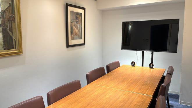 地域最安値770円~|AI議事録の無料体験付きの会議室【roomC】の写真1