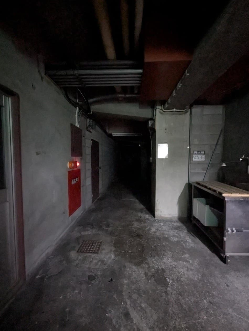 雰囲気がある通路撮影の画像4